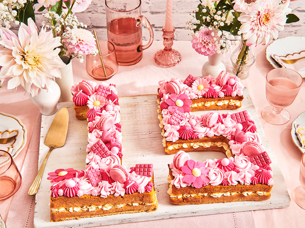 Pink number cake - FunCakes