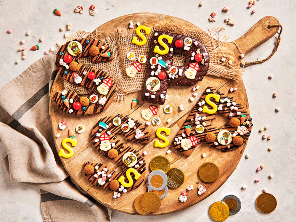 Choco sint en piet letters - FunCakes