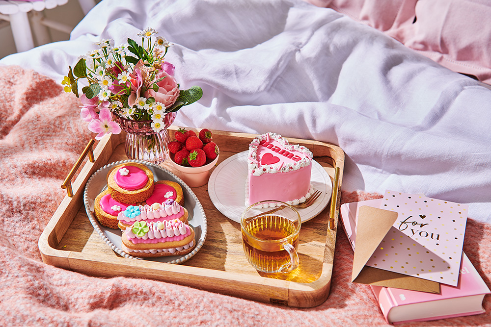 Pink glazed cakes with cream - FunCakes